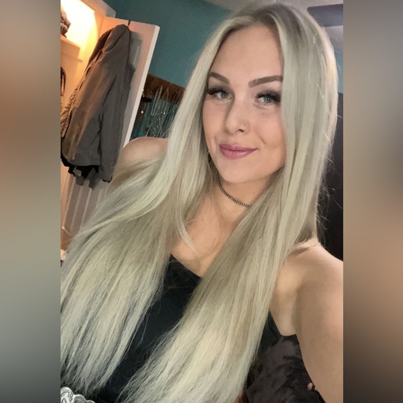 Posh's Closet (@kayls_0333) | Poshmark